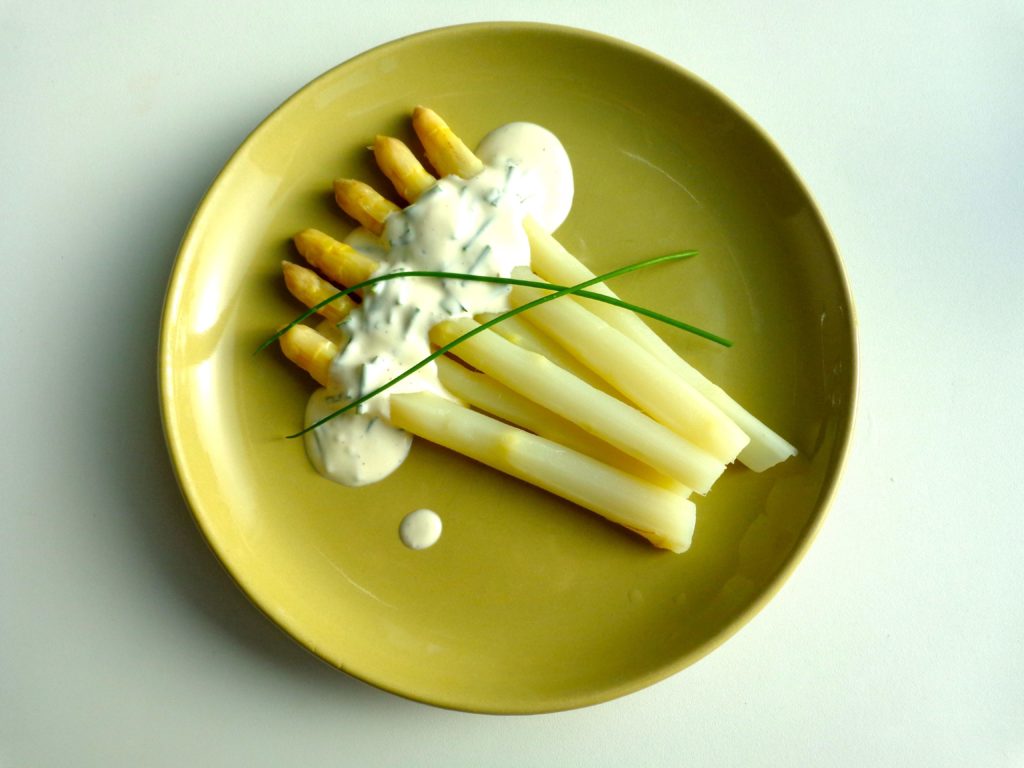 Asperges blanches | The Everyday French Chef